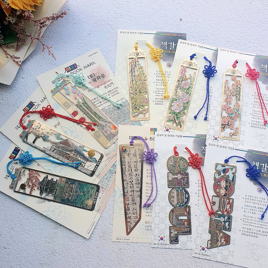 Korean Traditional Design Golden Color Bookmarks - Korean Gift ...