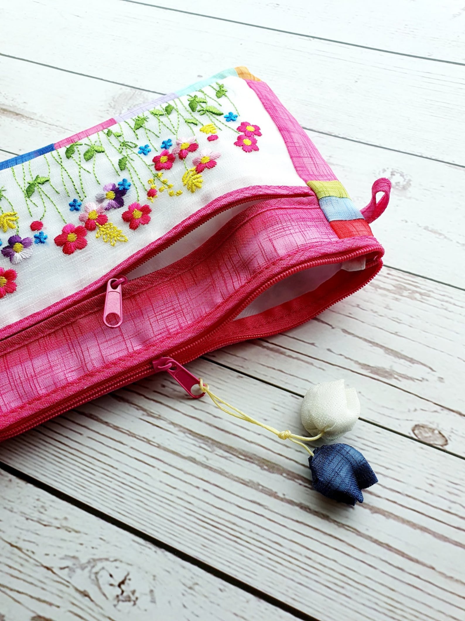 Korean Traditional Pouch - Patchwork & Embroidery - Etsy