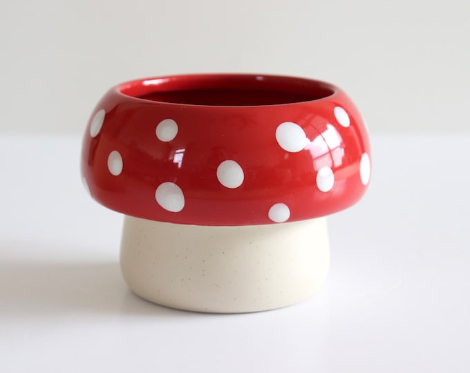 Mushroom Plant Pot, Ceramic Planter, Mushroom Decor, Cottagecore ...