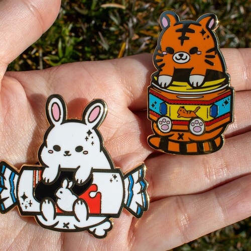 White Rabbit Enamel Pin - Etsy