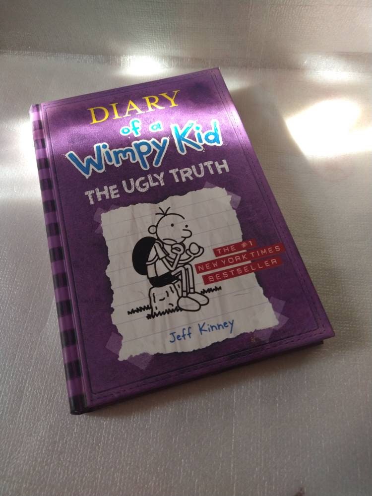 Diary Of A Wimpy Kid The Ugly Truth Book Cover