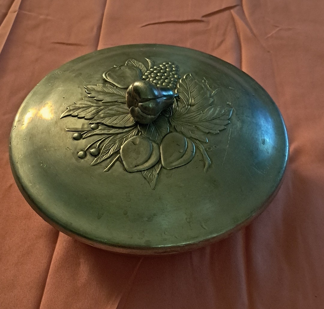 Hammered Hand Forged Everlast Metal Round Covered Dish - Etsy