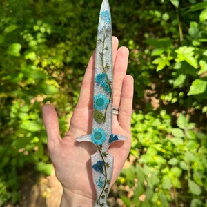 Custom Decorative Dried Pressed Flowers or Flower Petal Floral Dagger ...