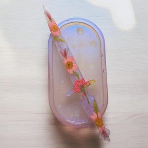 Custom Decorative Dried Pressed Flowers or Flower Petal Floral Dagger ...