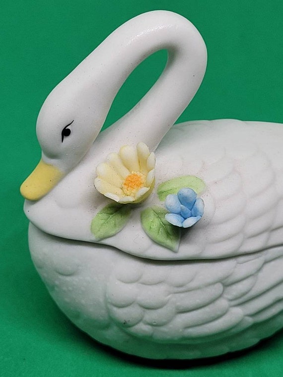 Lefton china, lefton, japan made, porcelain trinket b… - Gem