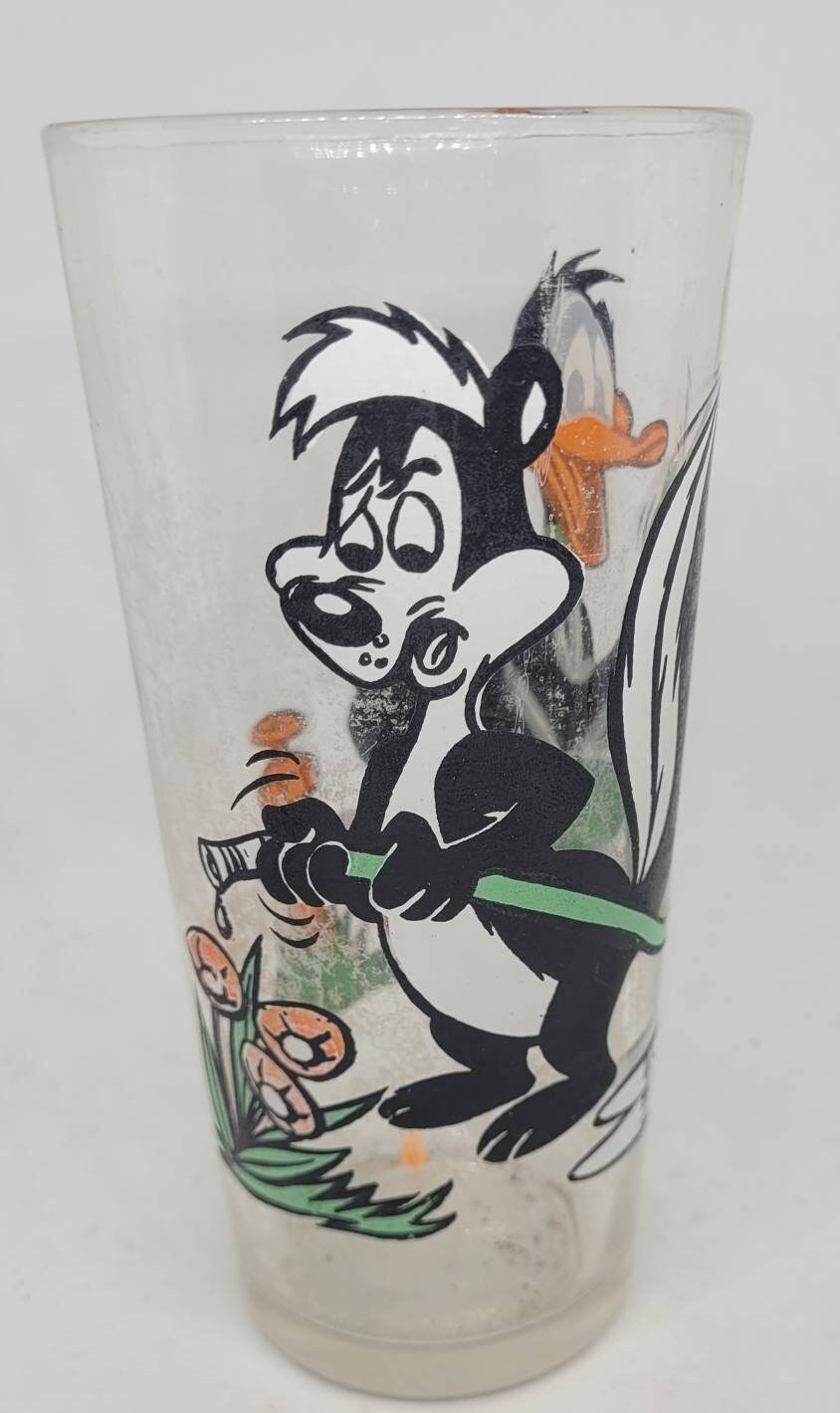 Vintage 1976 Pepsi Warner Bro Pepe Le Pew Daffy Duck Collector - Etsy