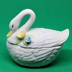 Lefton China, Lefton, Japan Made, Porcelain Trinket Box, Swan Trinket ...