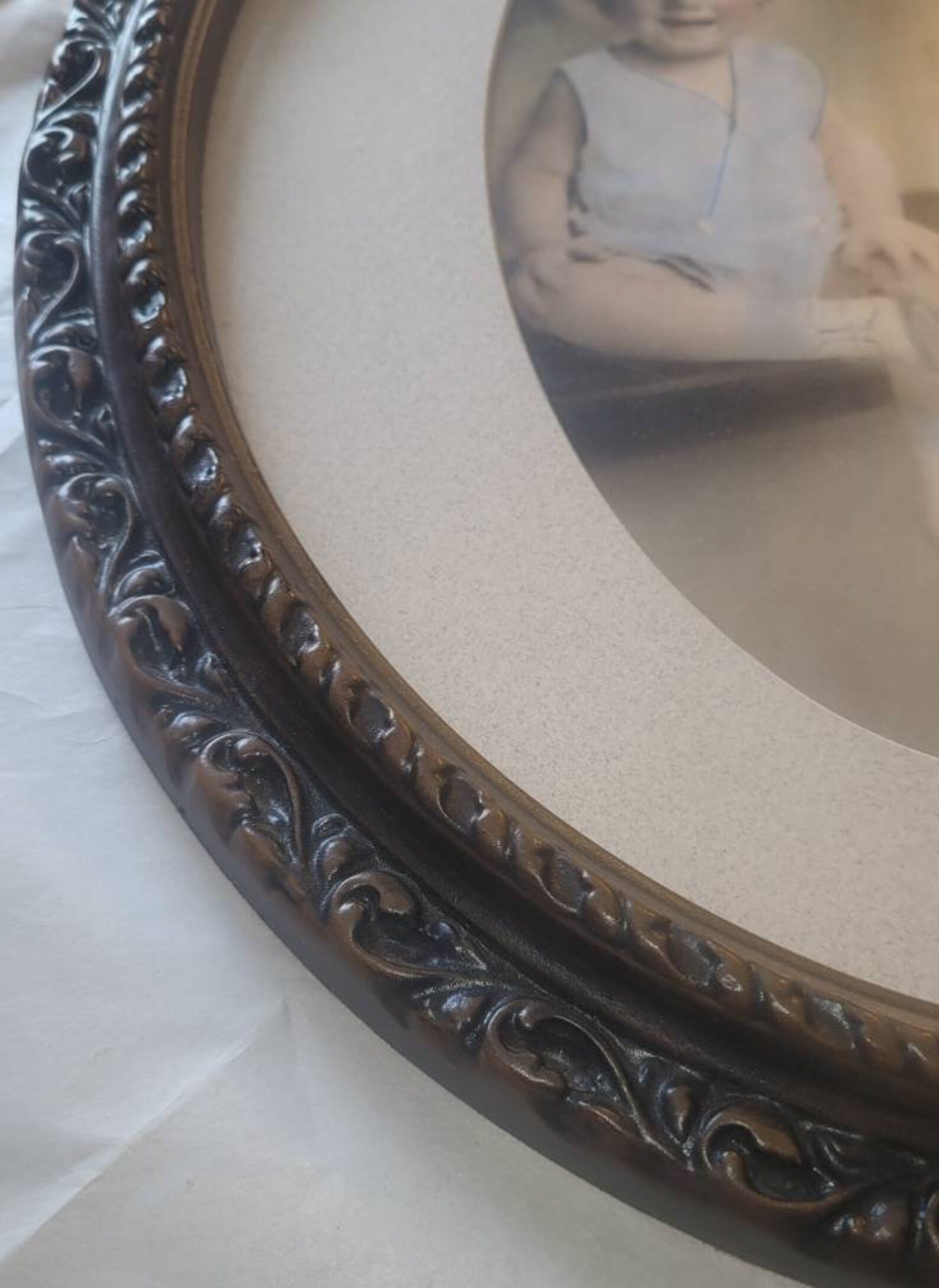 Antique Oval Ornate Faux Wood Wall Picture Frame 16 X 13, Oval Frames ...