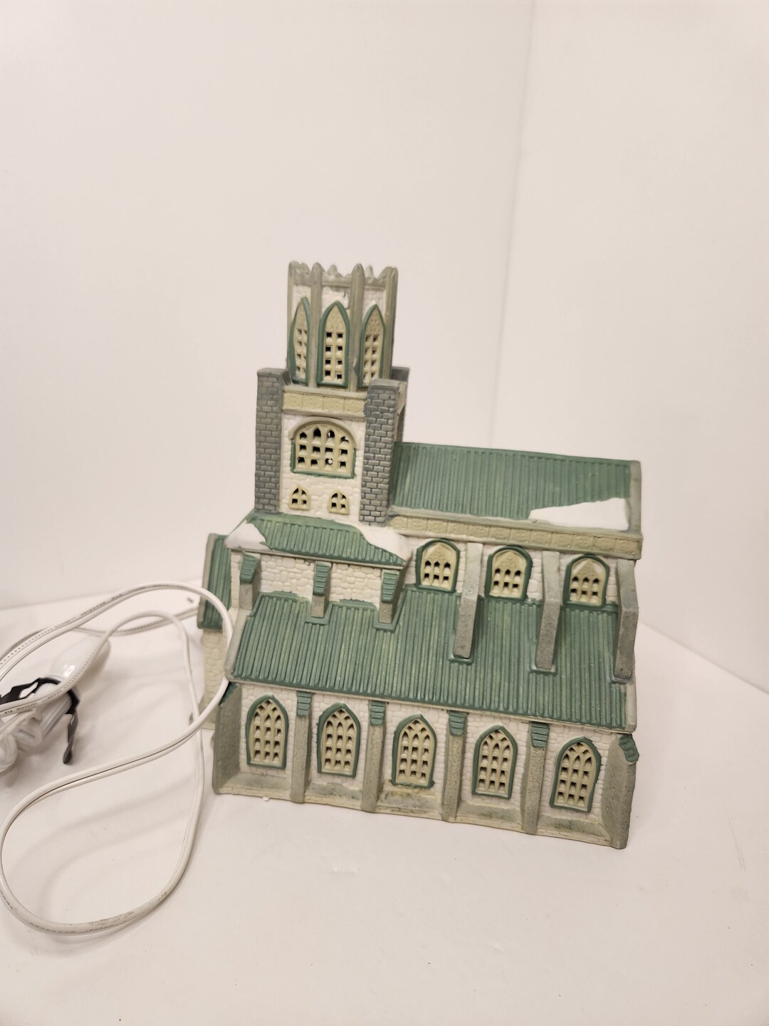 Lemay Village Collection Porcelain Lighted House. 1995 - Etsy