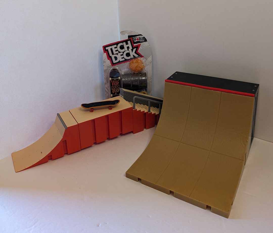 Tech Deck Fingerboard Ramp Set With 2 Skateboards. - Etsy