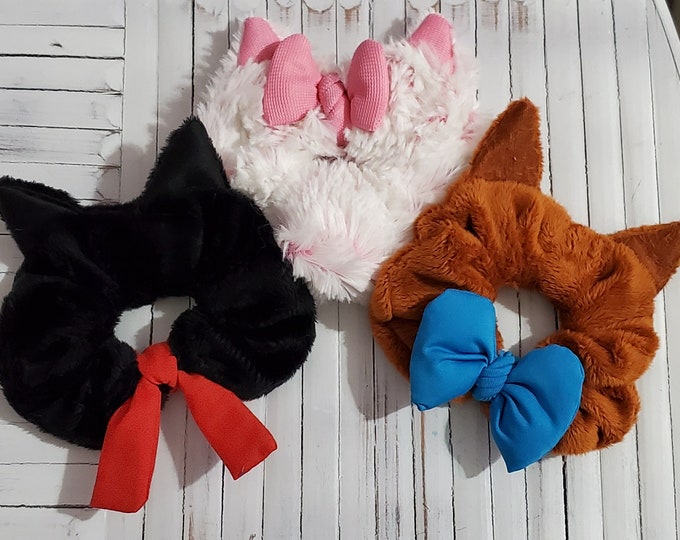 A Bundle of Cats - Etsy