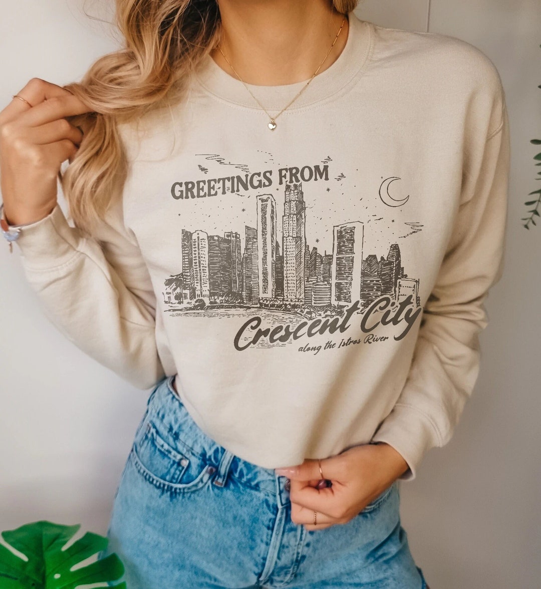 Crescent City Sweatshirt | Bryce Quinlan Hunt Atahalar Ruhn Danaan ...