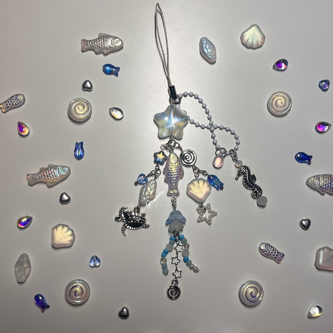 Opal Clam Beaded Charm Keychain White Kitsch Cute Star Aesthetic Heart ...