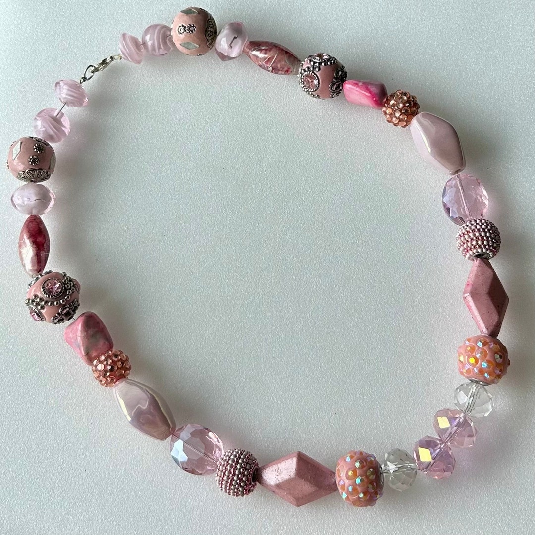 FUN Glass and Acrylic Very Pretty Cake Bead Necklace 21” DOLL PINK ...