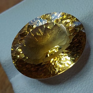 Glowing Laser Cut Citrine Gemstone - Faceted Natural Golden Quartz 15. ...