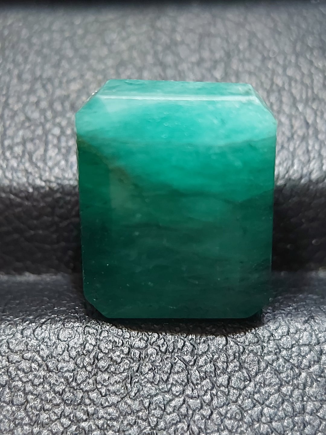 Big Dark Green Emerald Gemstone - Faceted Natural Beryl 8.45 CTS ...