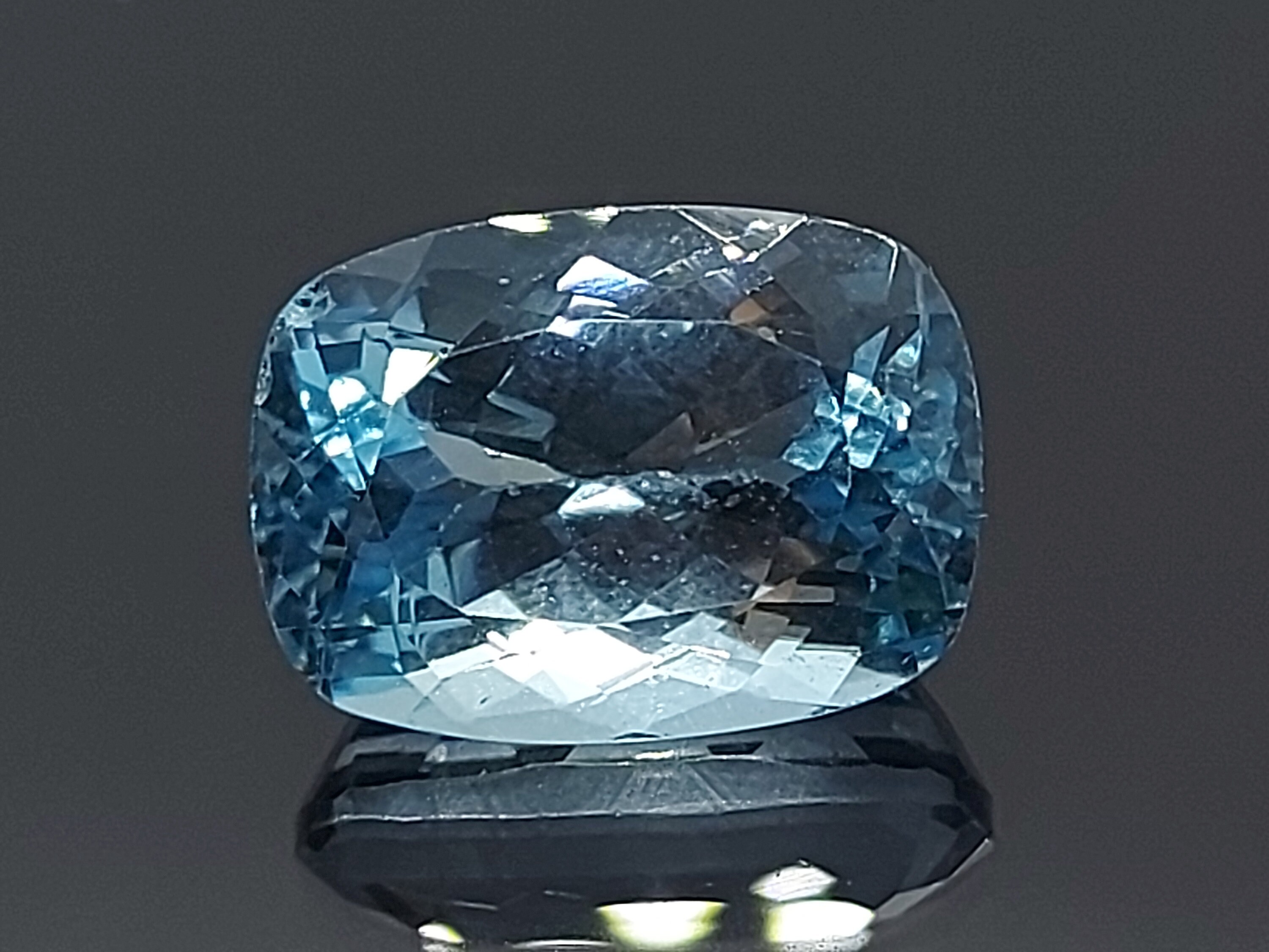 Piedra preciosa de topacio azul brillante Topacio suelto | Etsy