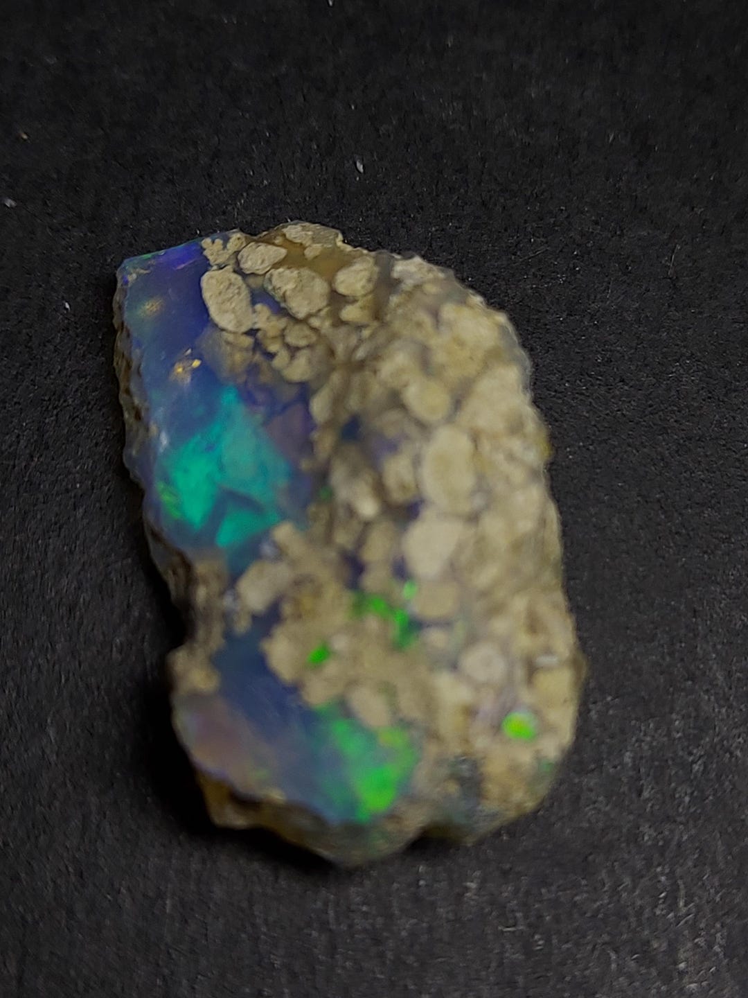 Transparent Raw Opal Gemstone - Natural Uncut Welo Opal 10.10 CTS ...