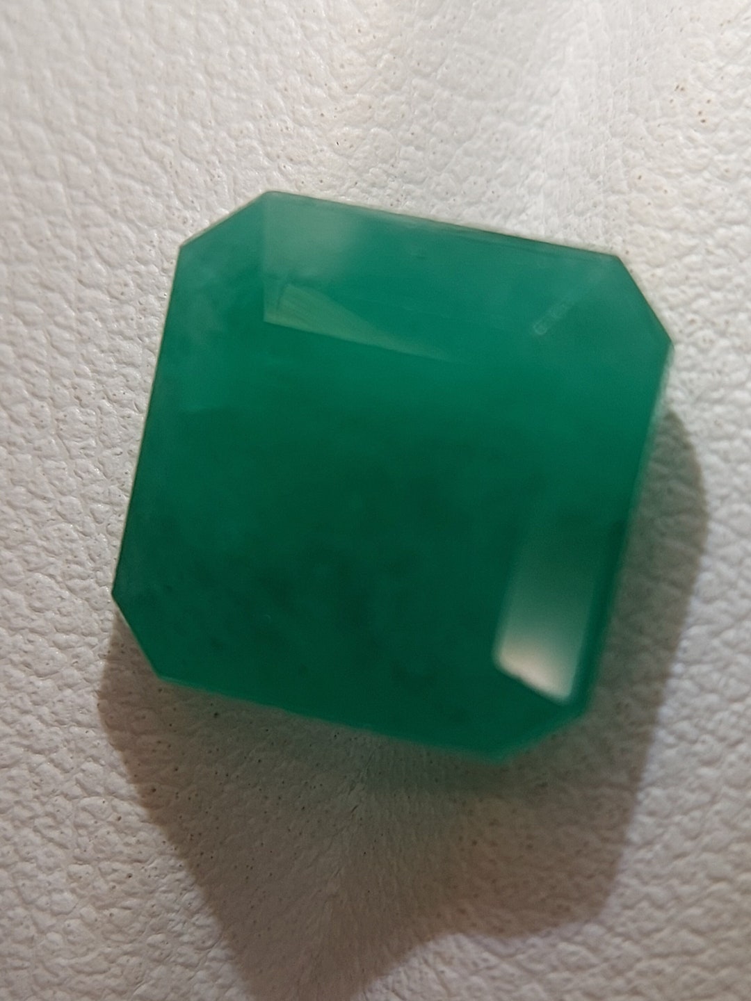 Translucent Emerald Gemstone - Faceted Natural Green Beryl 6.65 CTS ...