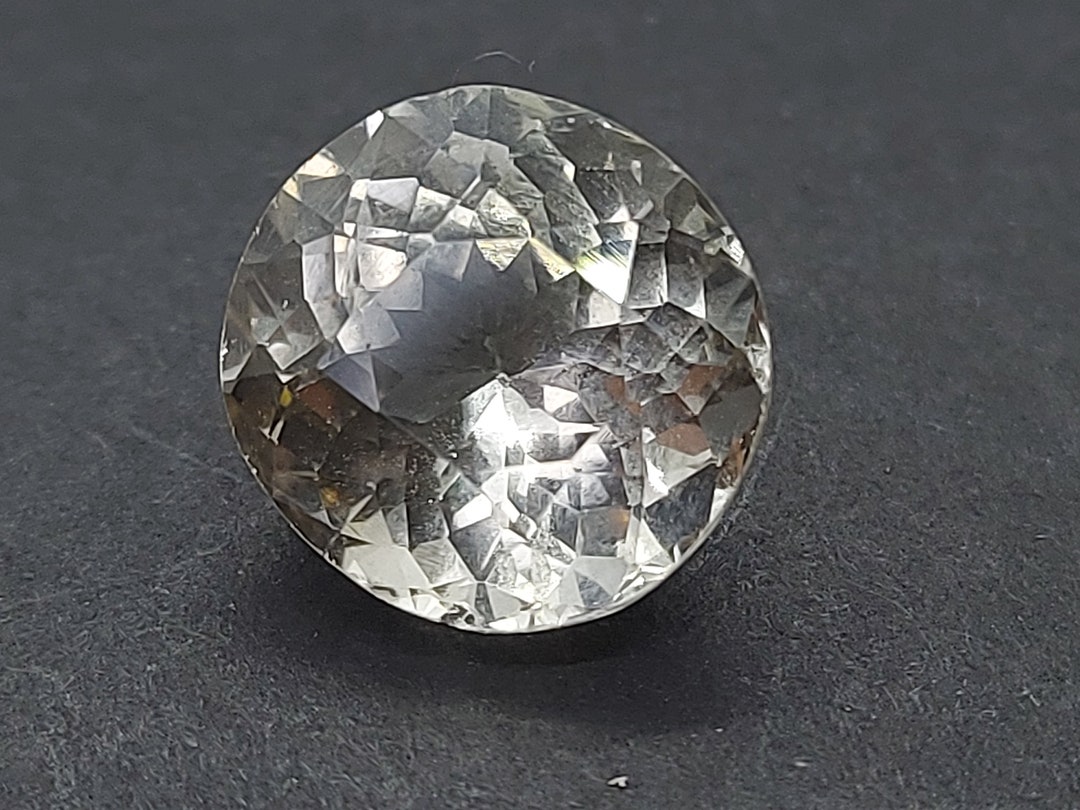 Untreated Topaz Gemstone - Faceted Natural Topaz 8.35 CTS - Round Shape ...