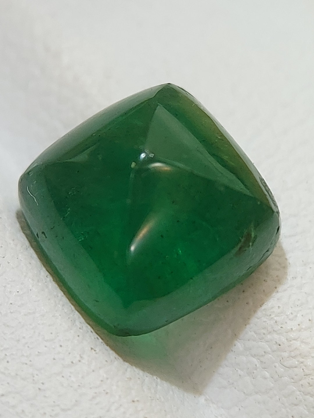 Sugarloaf Emerald Cabochon - Loose Natural Green Beryl Gemstone 4.45 ...