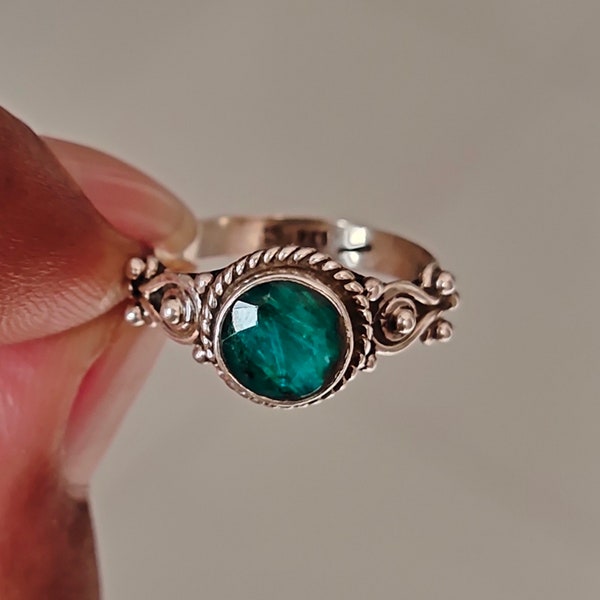 Green Gemstone Ring - Etsy
