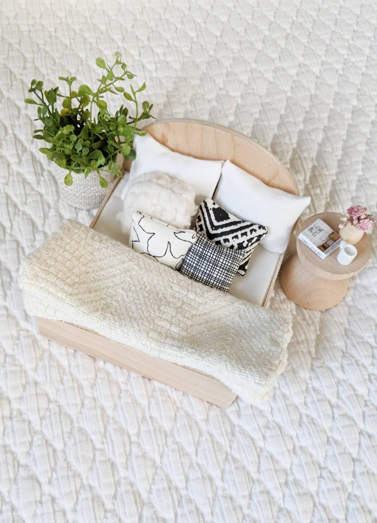 Miniature Bed Modern Dollhouse Bed With Miniature Bedding. - Etsy