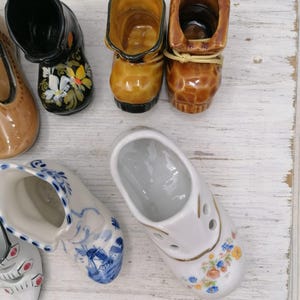 Vintage Set of 12 Small Ceramic Fashion Miniature Shoes, Vintage Small ...