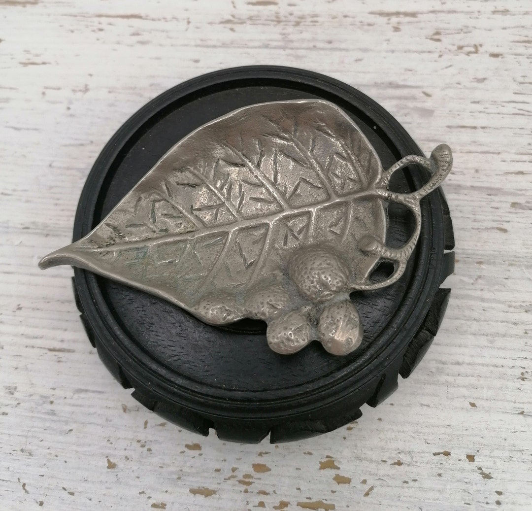 Vintage Leaf Shape Ashtray, Metal Leaf Plate, Small Metal Leaf,petal ...
