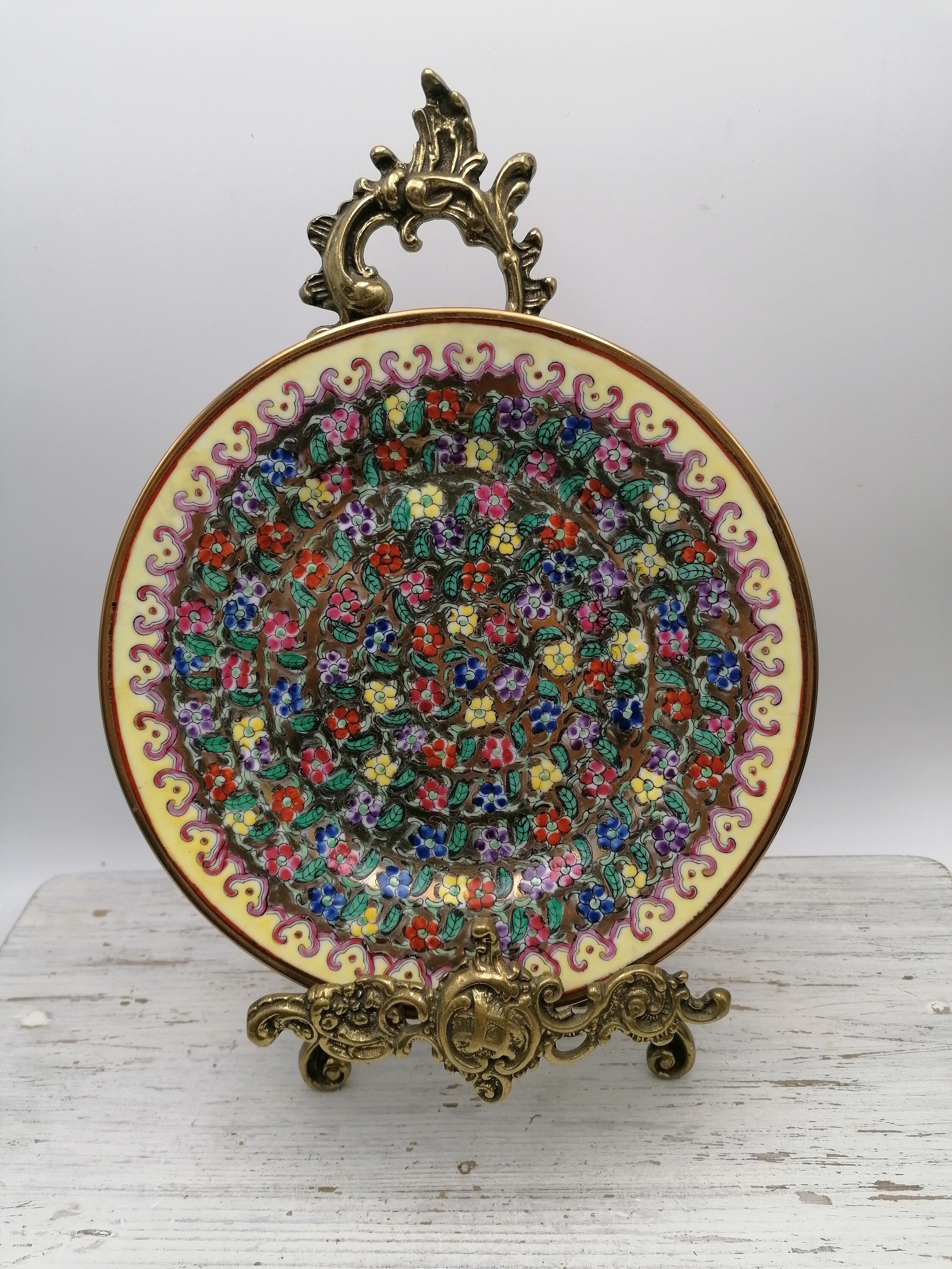 Friends Plates With Flowers - Etsy