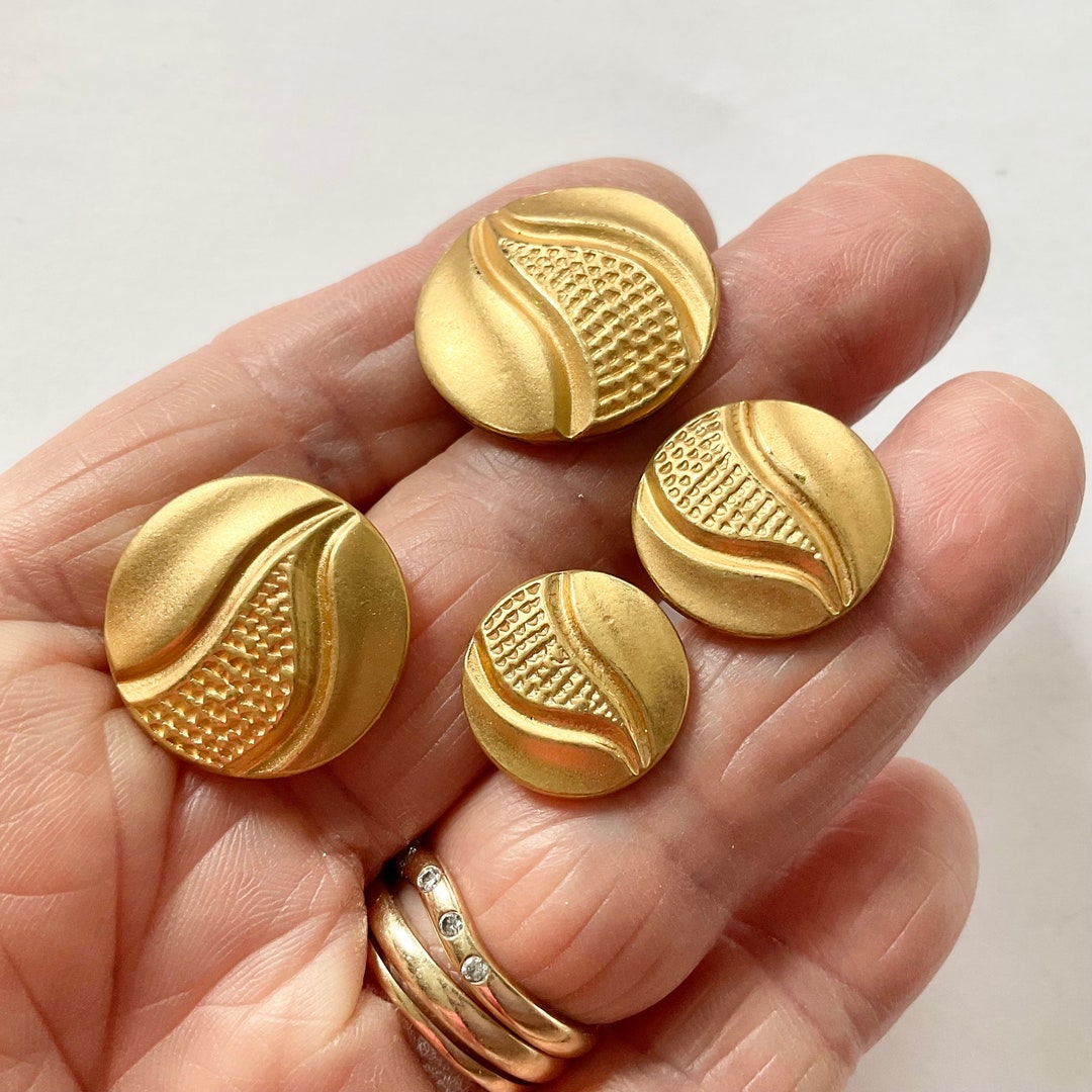 Vintage German Buttons, Gold Colour Metal With Pattern - for Sewing and ...