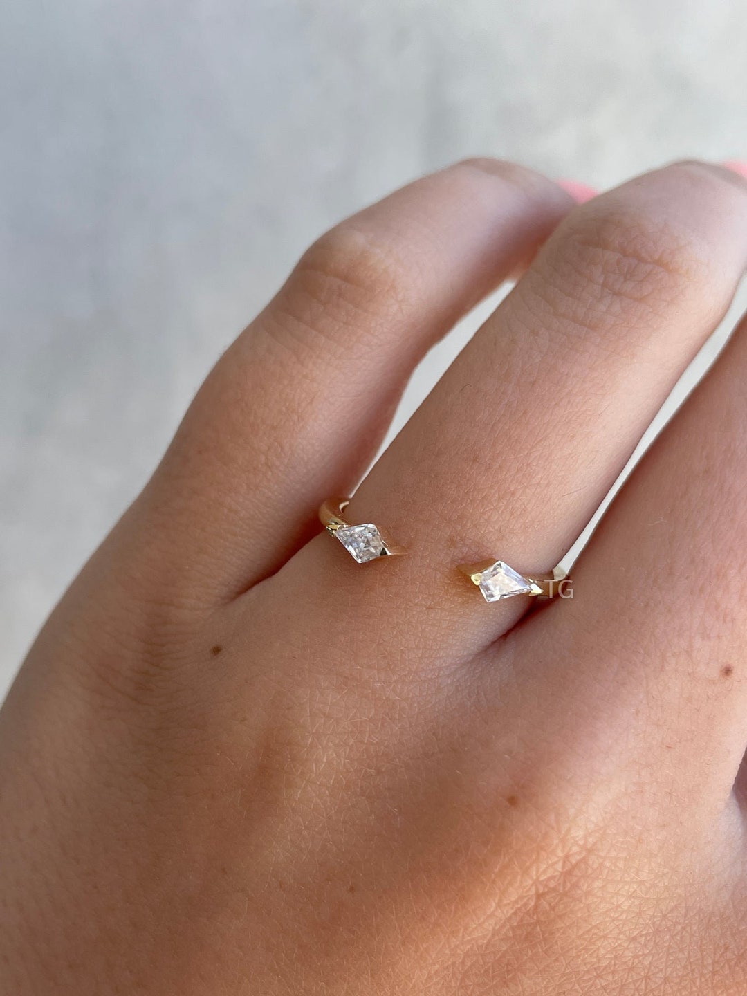 Moissanite Wedding Band, Open Shank Ring, Kite Diamond Ring, Stacking ...