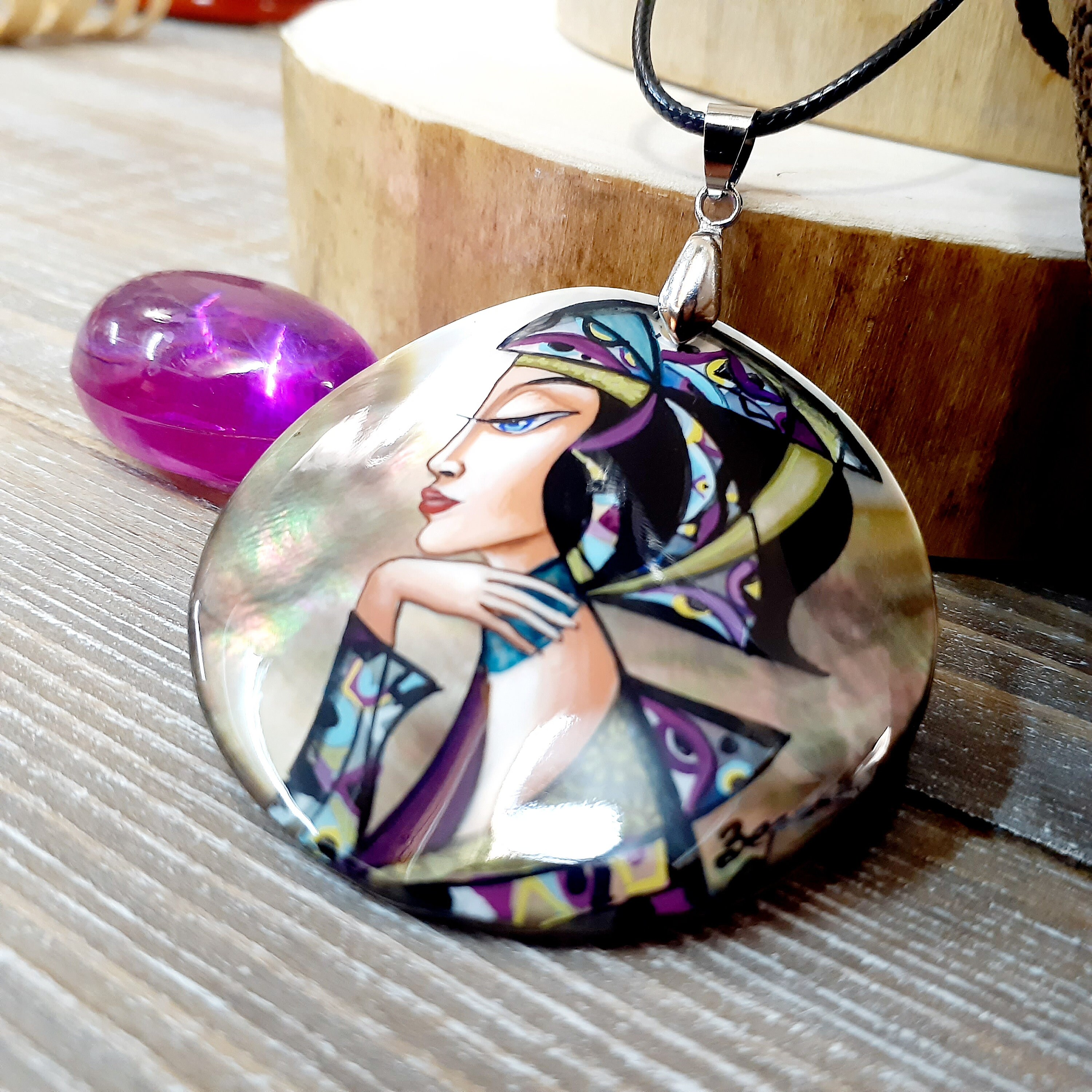 Pearl Pendant Necklace: Beautiful Girl Profile Painted on - Etsy
