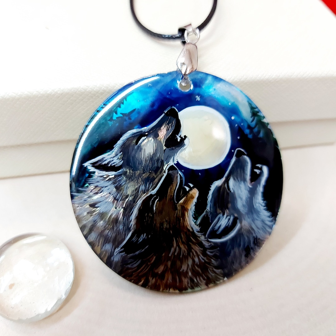 Pearl Pendant Necklace: Three Wolves Howl at the Moon Handmade Jewelry ...