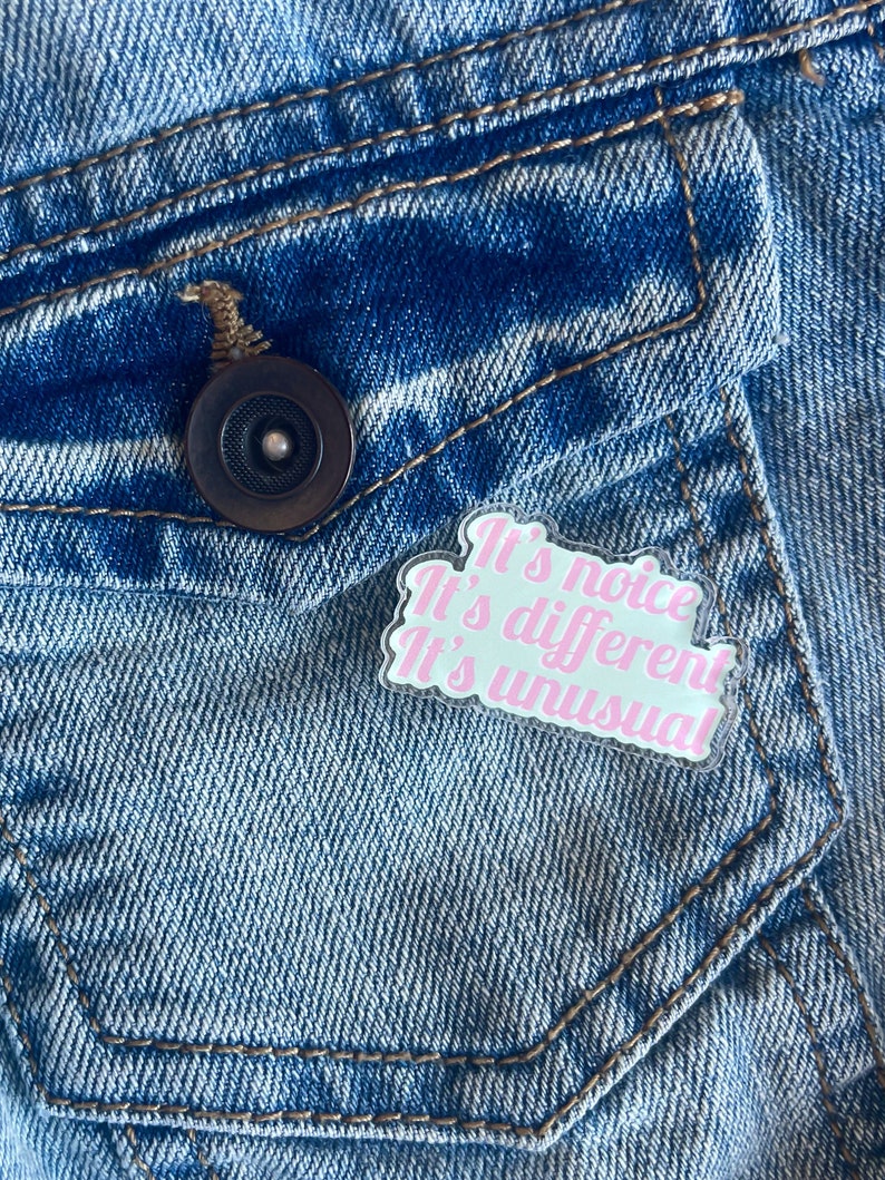 Kath and Kim Pin Badge It's Noice It's Different - Etsy UK