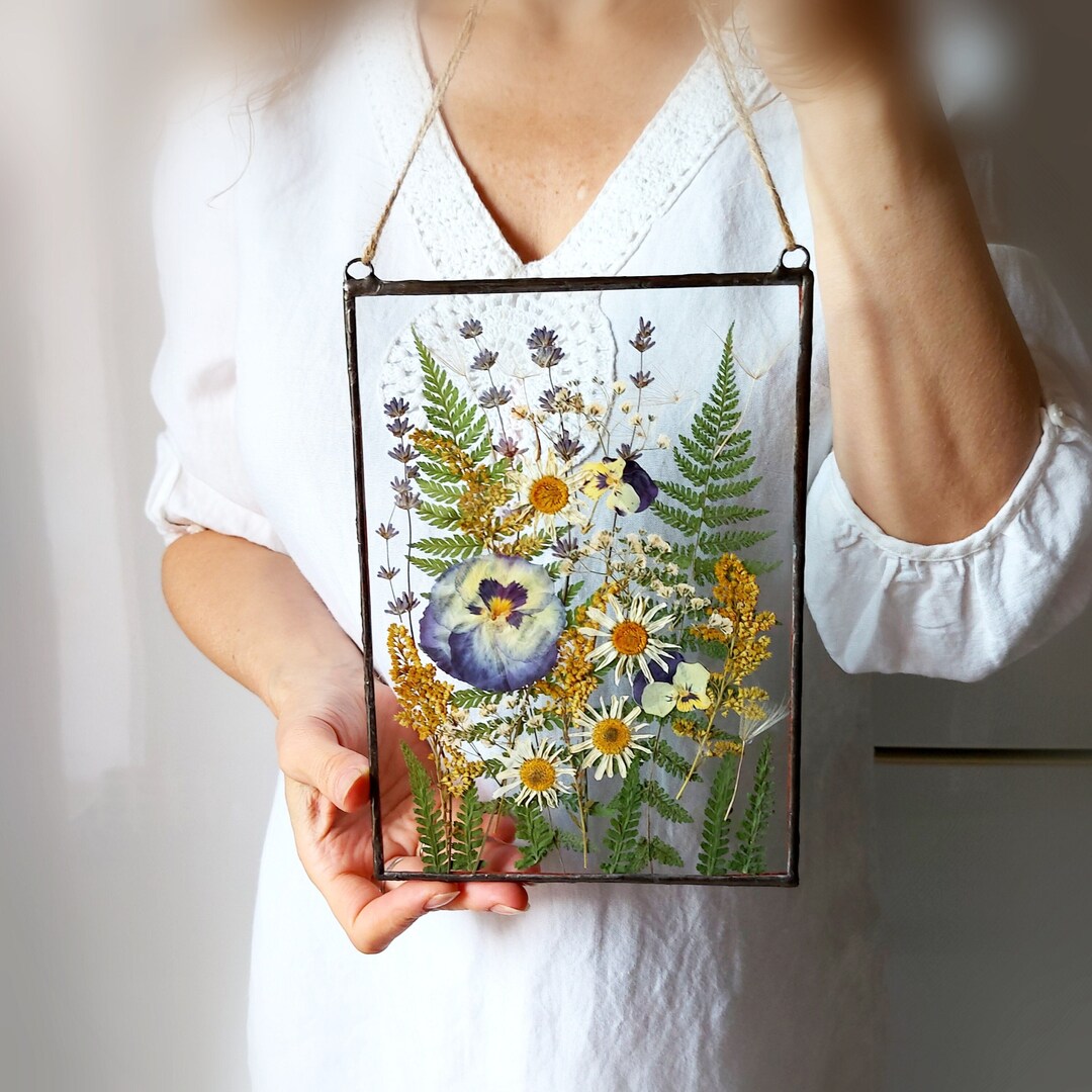 Herbarium Frame. Pressed Flower Frame Suncatcher. Cottagecore Decor ...