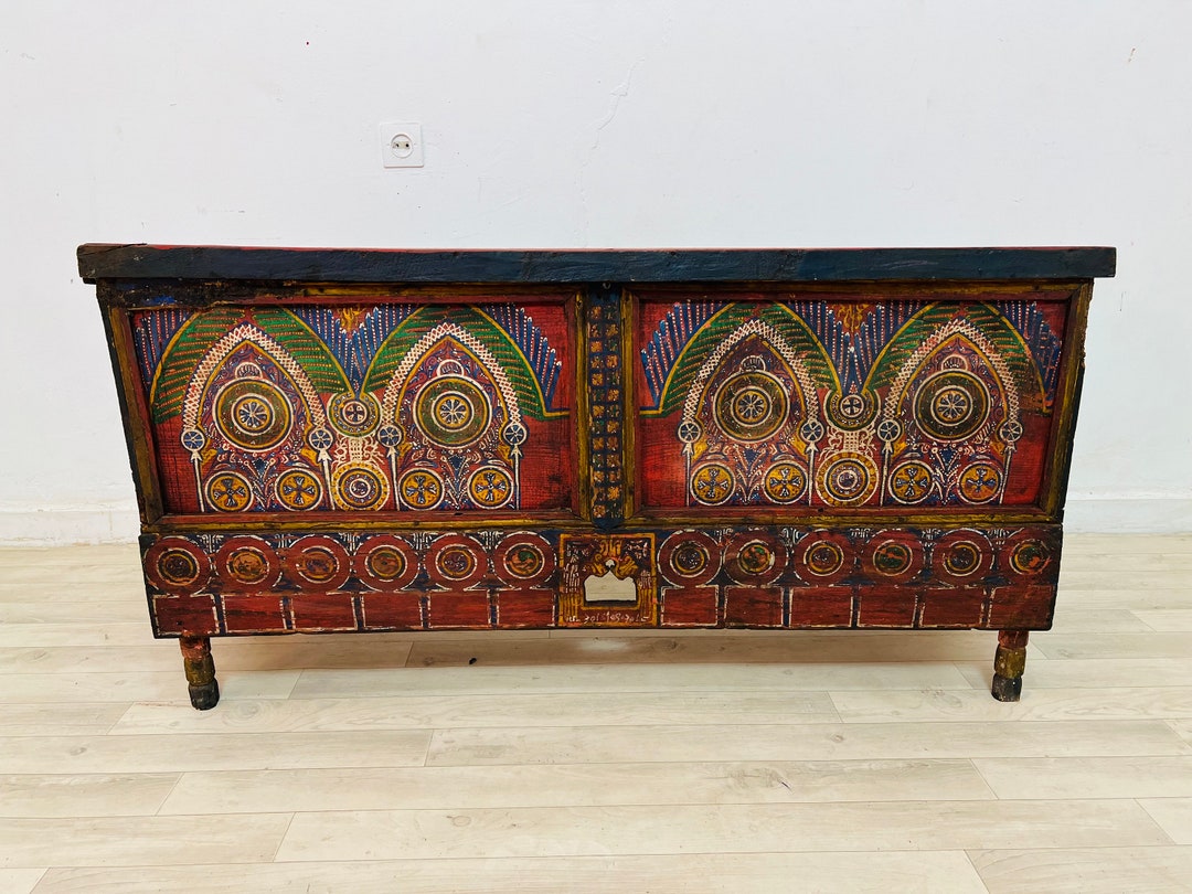 Gorgeous Wooden Vintage Box Luxury Trunk Box Wooden Treasure Box ...