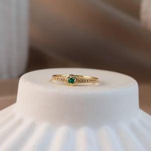 Genuine Emerald Star Ring Gold Sterling Silver Ring, Dainty Signet ...