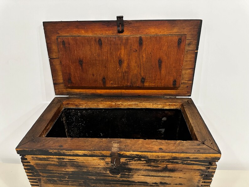 Antique Pine Dovetailed Box or Small Trunk - Etsy