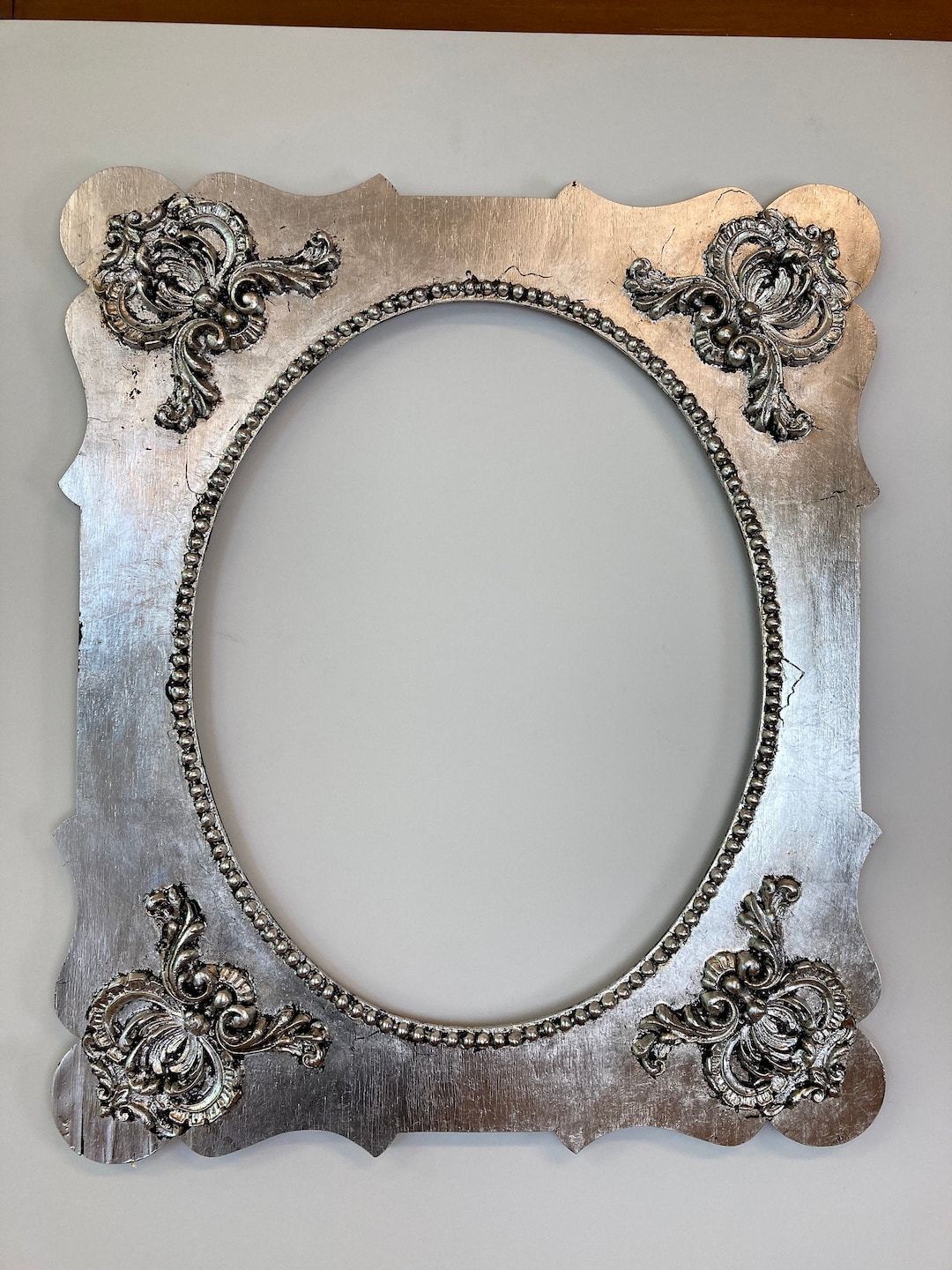Antique Silver Leaf Picture Frame With a Contemporary Finish for a 20 ...