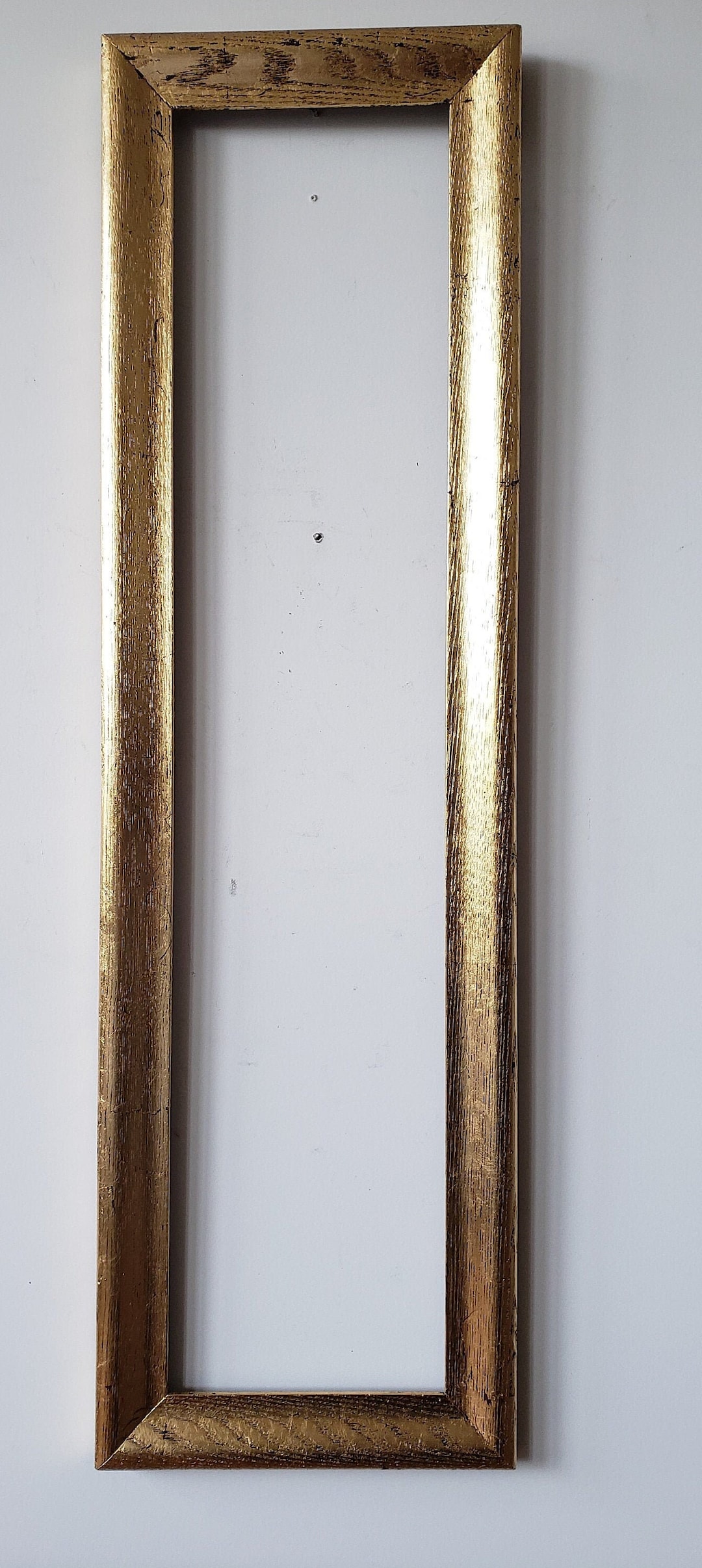 Antique Gold Leaf Picture Frame With a Contemporary Finish for a ...