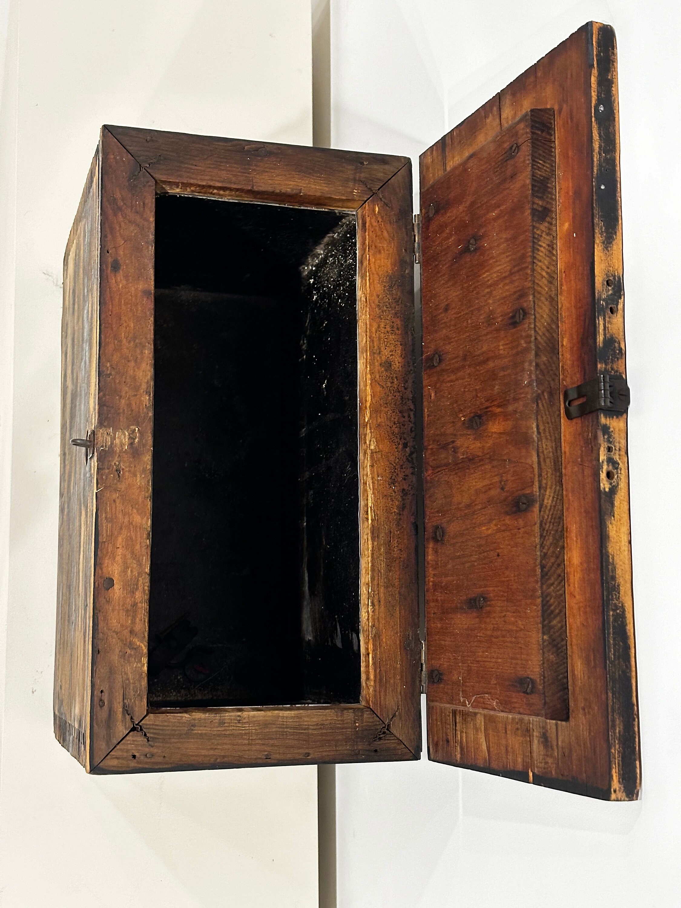 Antique Pine Dovetailed Box or Small Trunk - Etsy