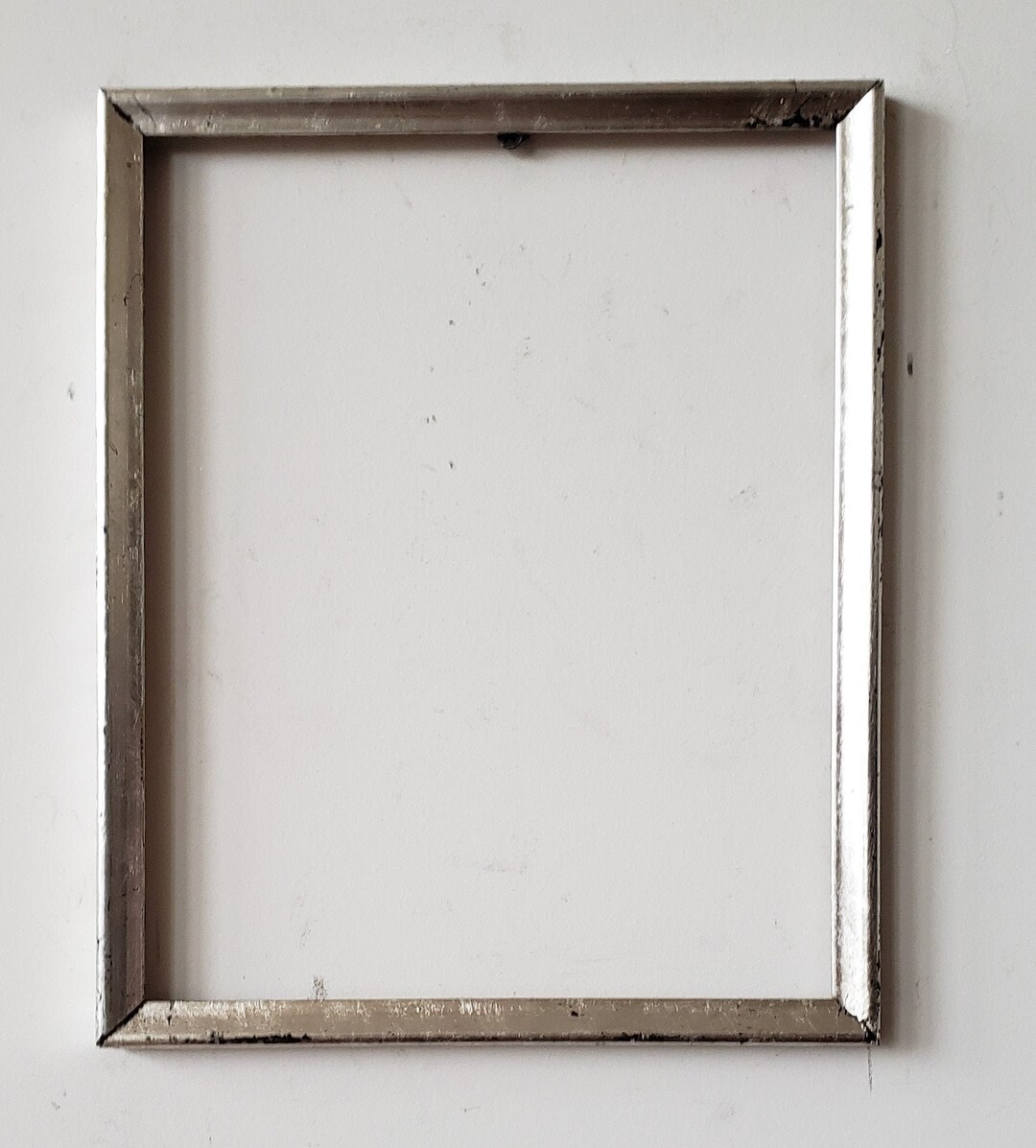 Antique Silver Leaf Picture Frame With a Contemporary Finish for a 10 1 ...