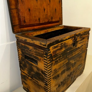 Antique Pine Dovetailed Box or Small Trunk - Etsy