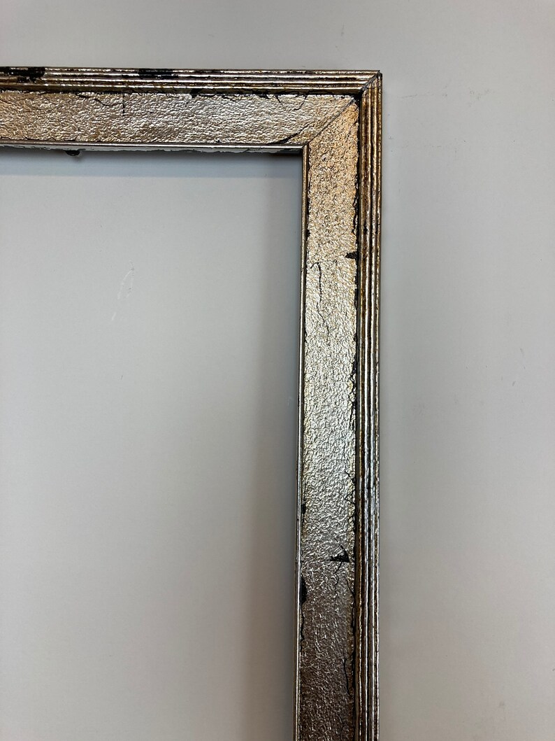 Antique Silver Leaf Picture Frame With a Contemporary Finish for a 15. ...