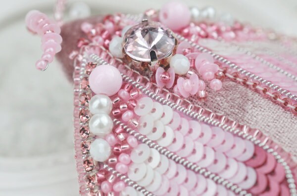 DIY beaded brooch kit BagDIY embroidery kit | Etsy