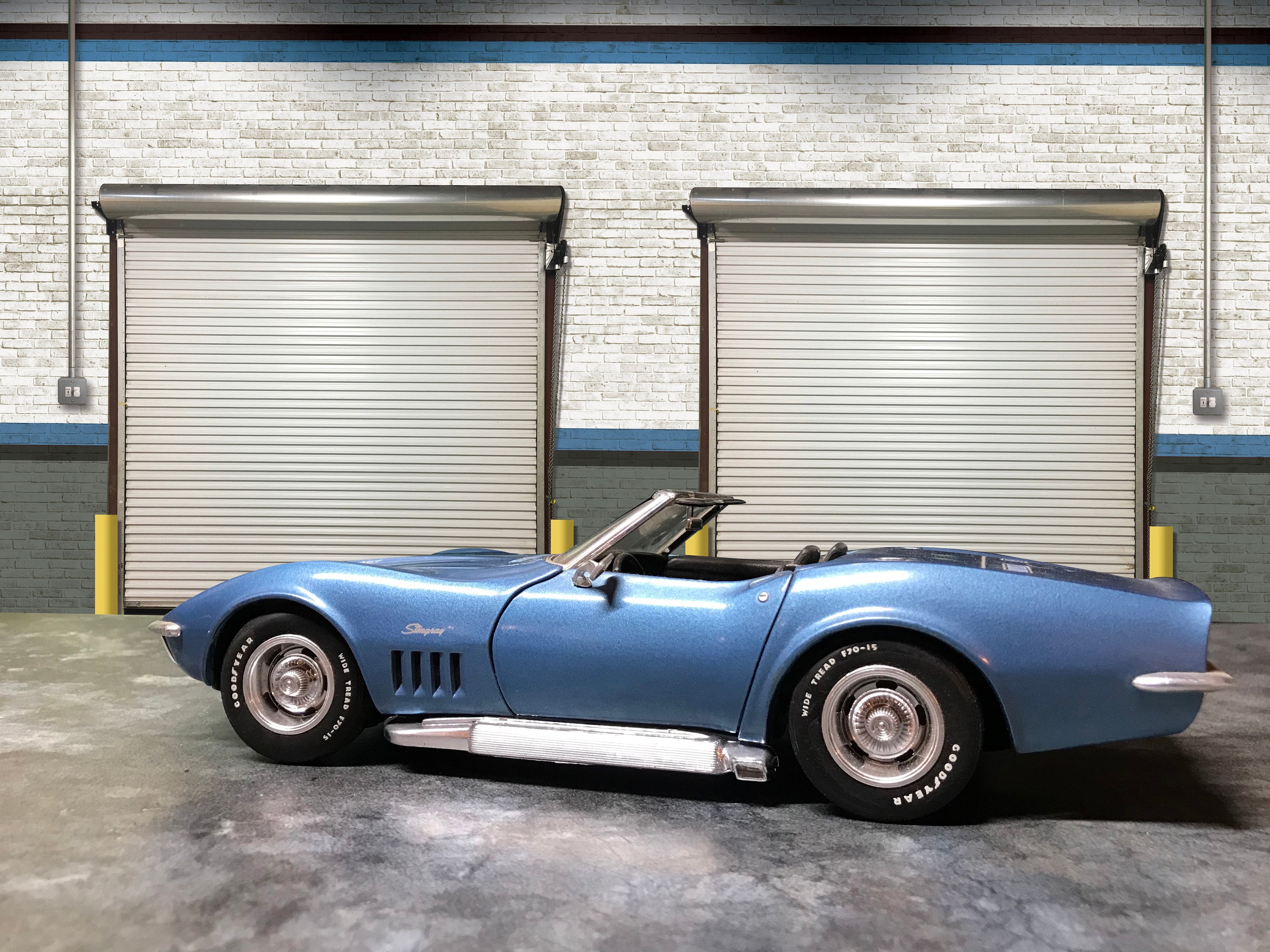 1:43 Scale Diorama Miniature Background Wall — Car NOT Included ...