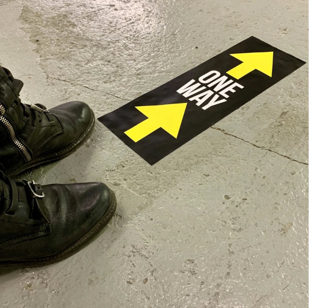 One Way Safety Floor Decals (10 per Pack) - One Way Floor Sign - One ...