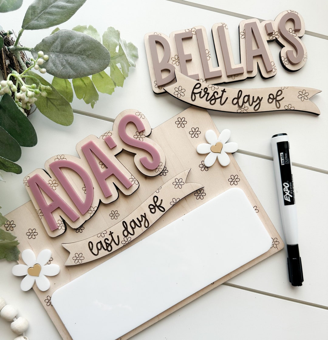 Daisy First/last Day of School Sign, Back to School Sign, Retro School ...