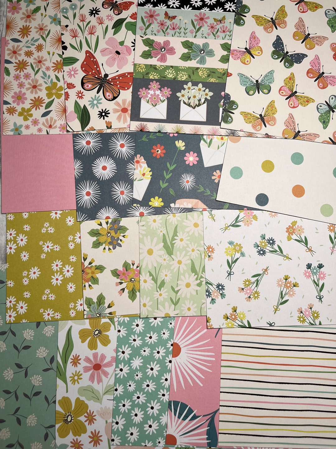 Floral Cardstock, Floral Paper, Double Sided 6x6, 17 Sheets - Etsy